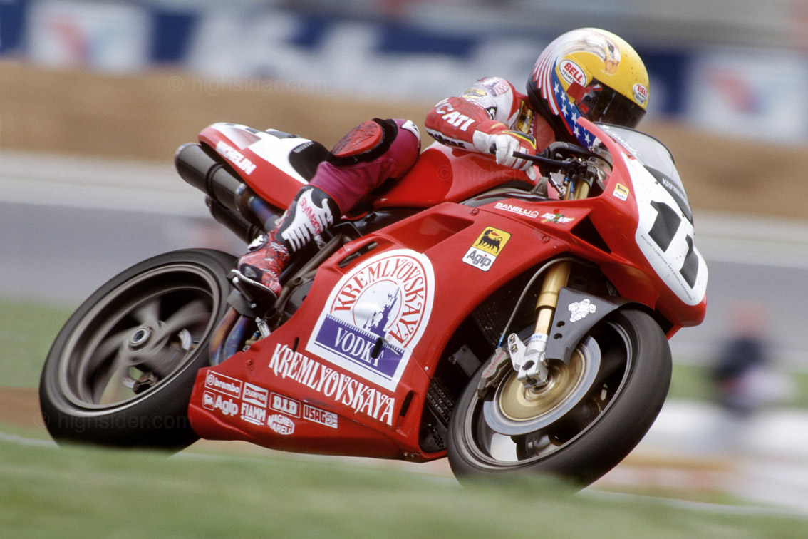 JOHN KOCINSKI foto gallery collezione thread - DaiDeGas Forum