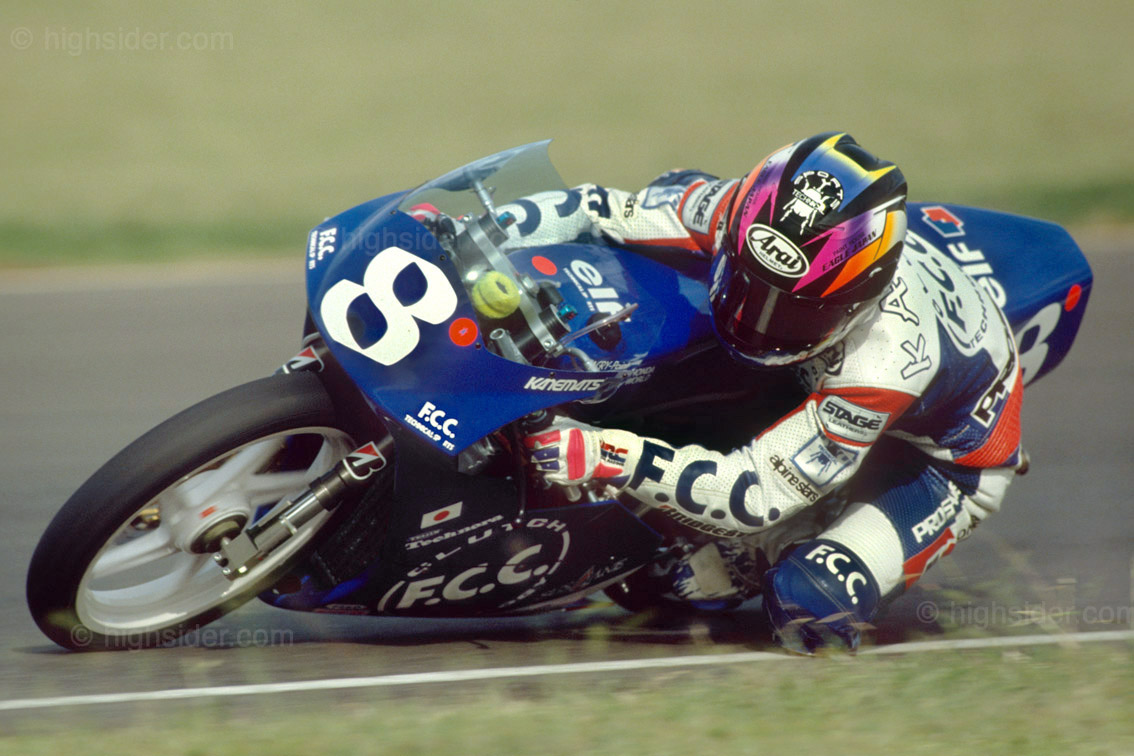 Moto2 (novedades, presentaciones, fotos, pruebas, etc...)